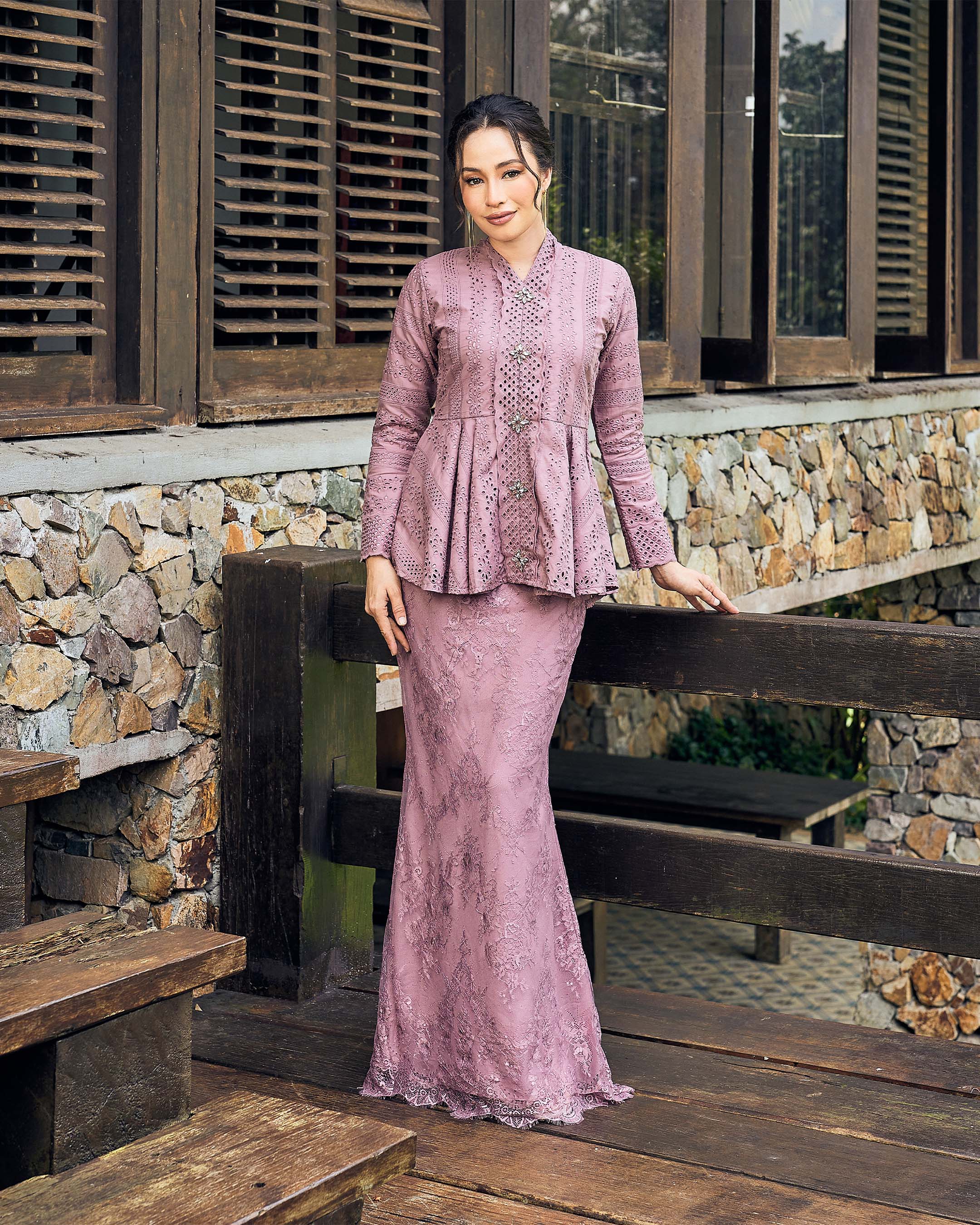 Deenara | Your Favourite Ready-to-Wear Kurung | #deenaralebaran2024 Embroidery Series Livia 1.0 ...